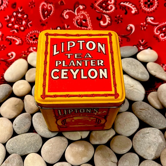 Lipton | Accents | Vintage Lipton Tea Tin | Poshmark
